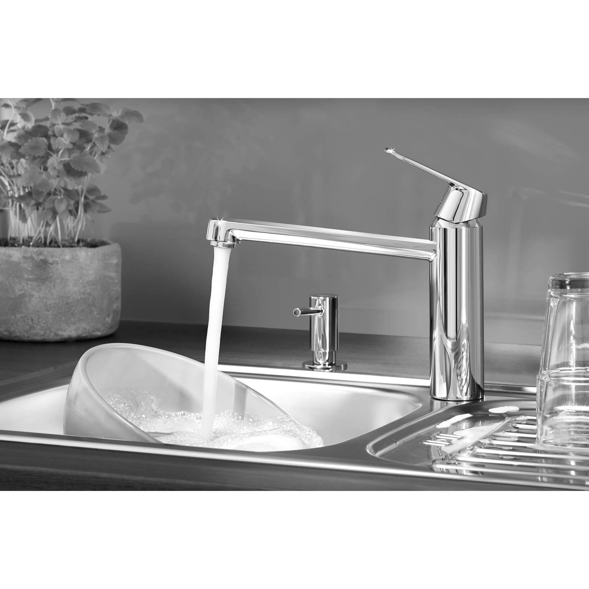 Grohe 40535000 - Cosmopolitan Soap Dispenser - Amati Canada